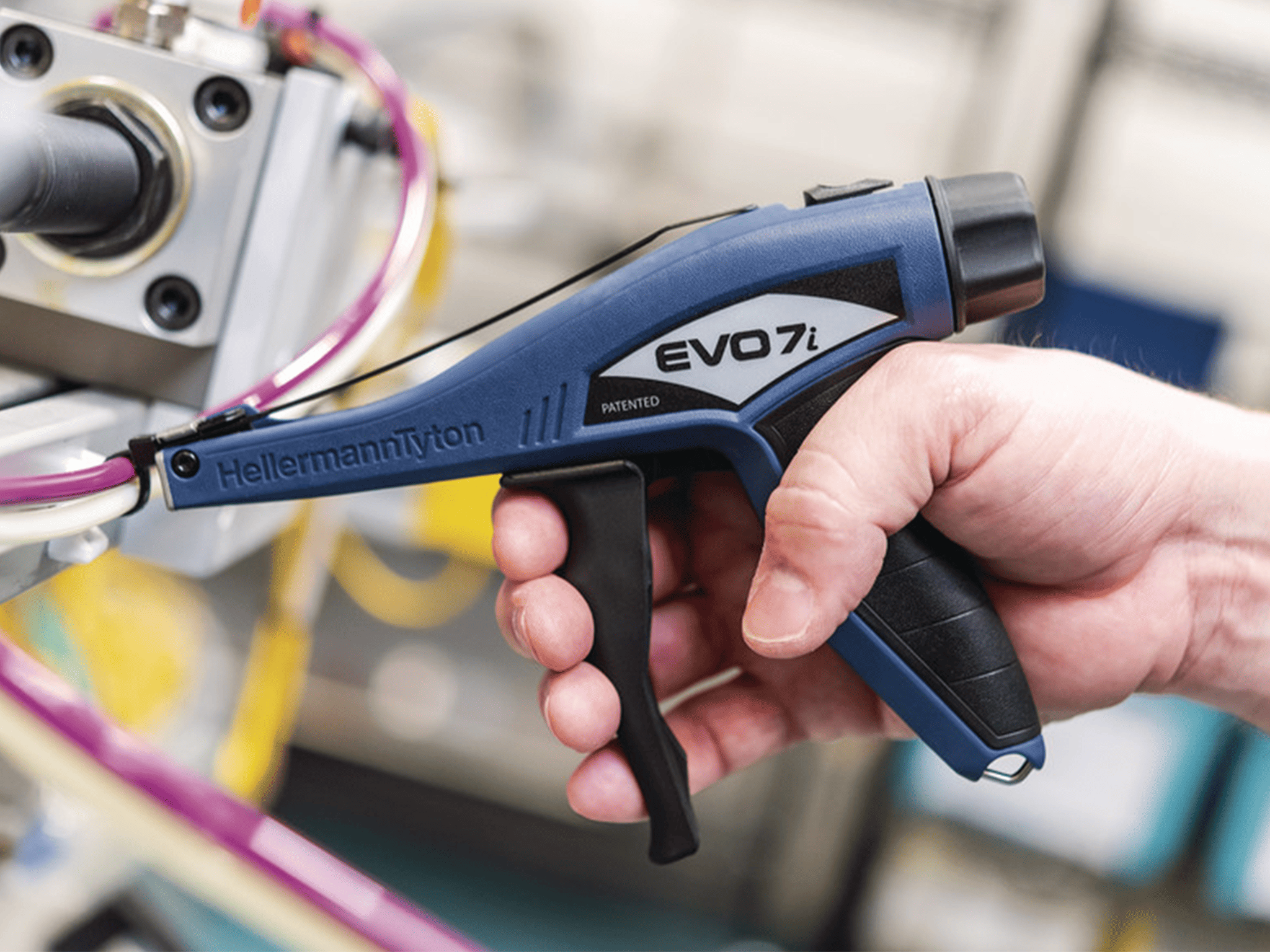 HellermannTytonのEVO7iケーブルタイガン | Transfer Multisort Elektronik 日本