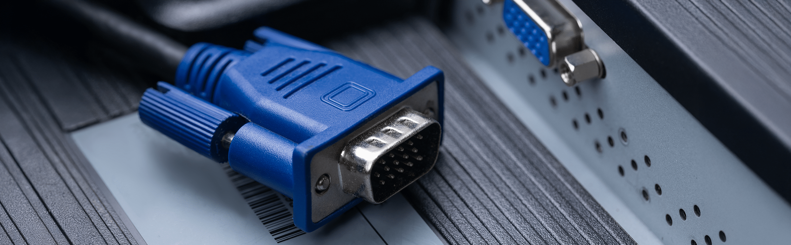 Is the VGA cable becoming obsolete? Overview of applications and ...